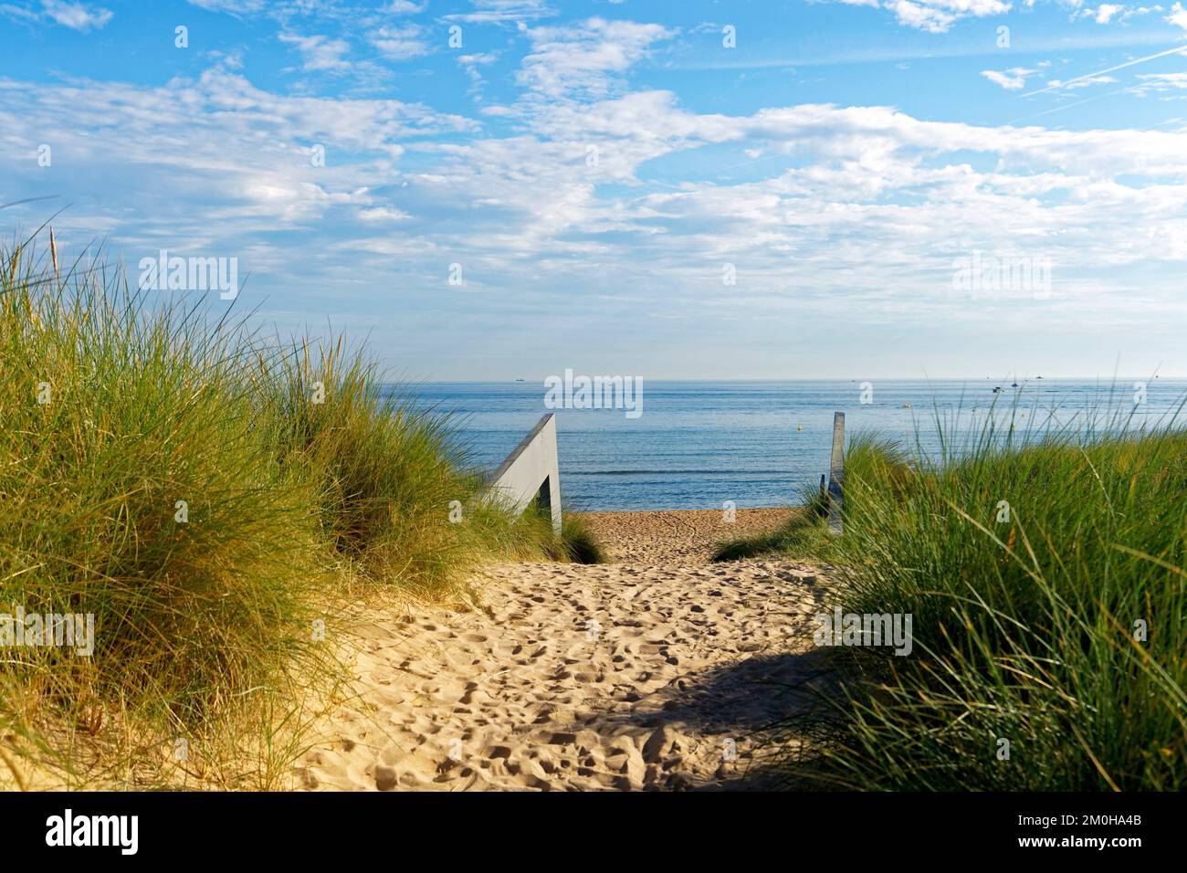 France, Calvados, Cote de Nacre (pearl coast), Courseulles sur Mer, the ...