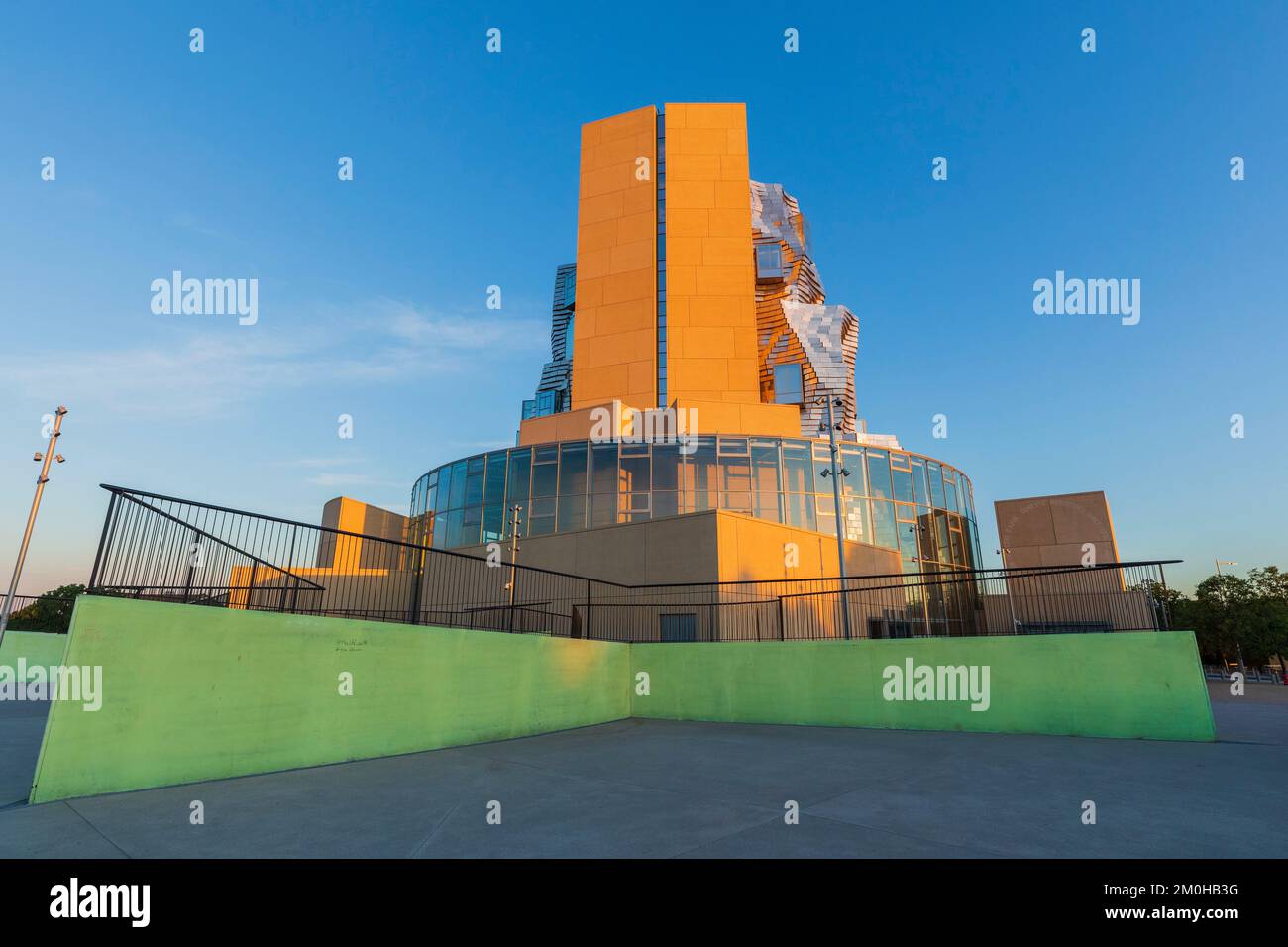 Luma foundation arles hi-res stock photography and images - Alamy