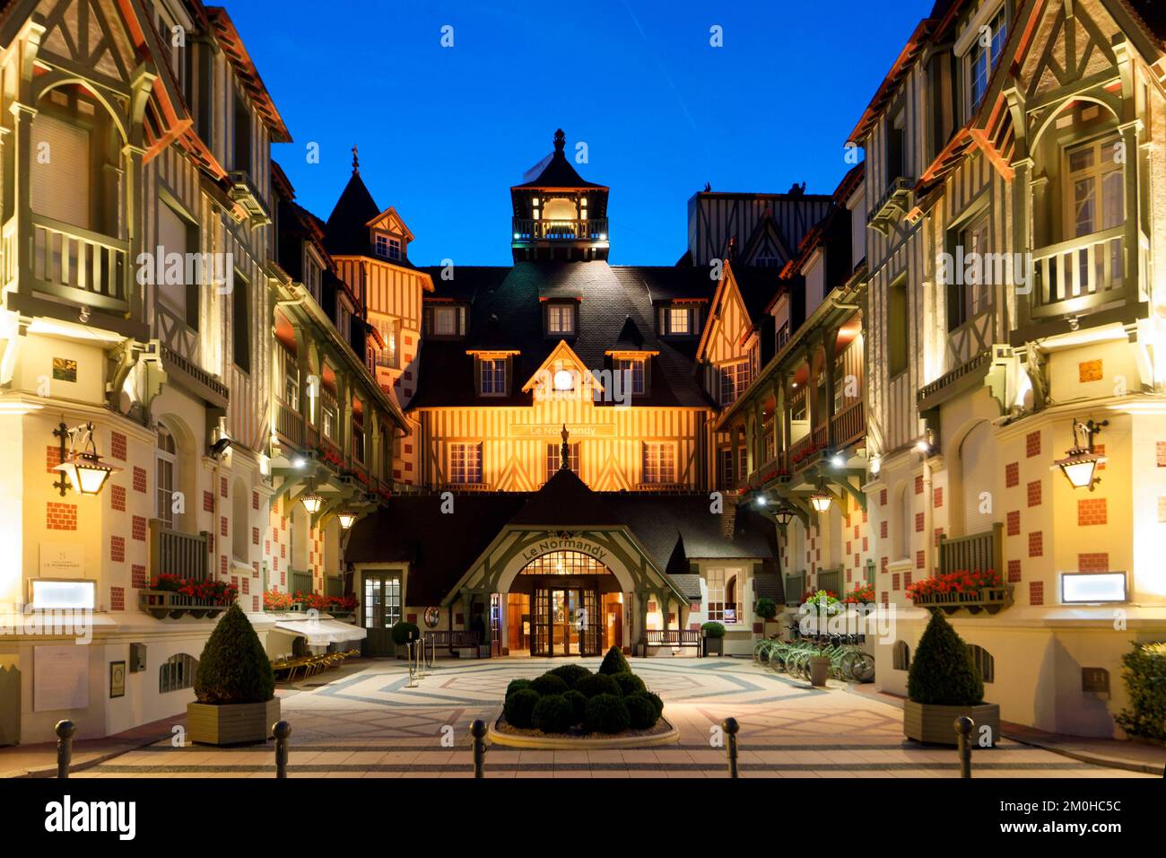 France, Calvados, Pays d'Auge, Deauville, Boulevard Eugene Cornuche ...