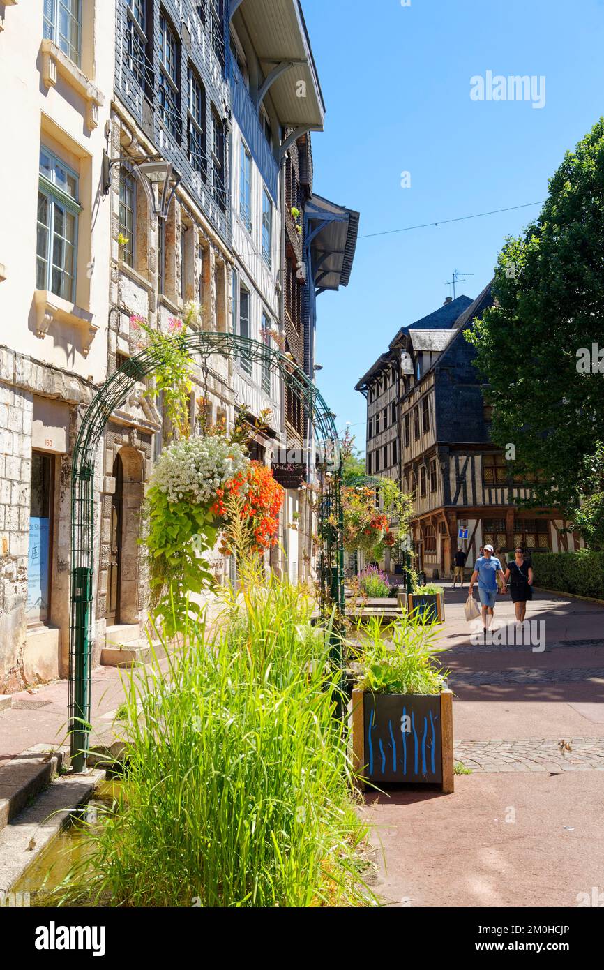 France, Seine Maritime, Rouen, Rue Eau de Robec Stock Photo - Alamy