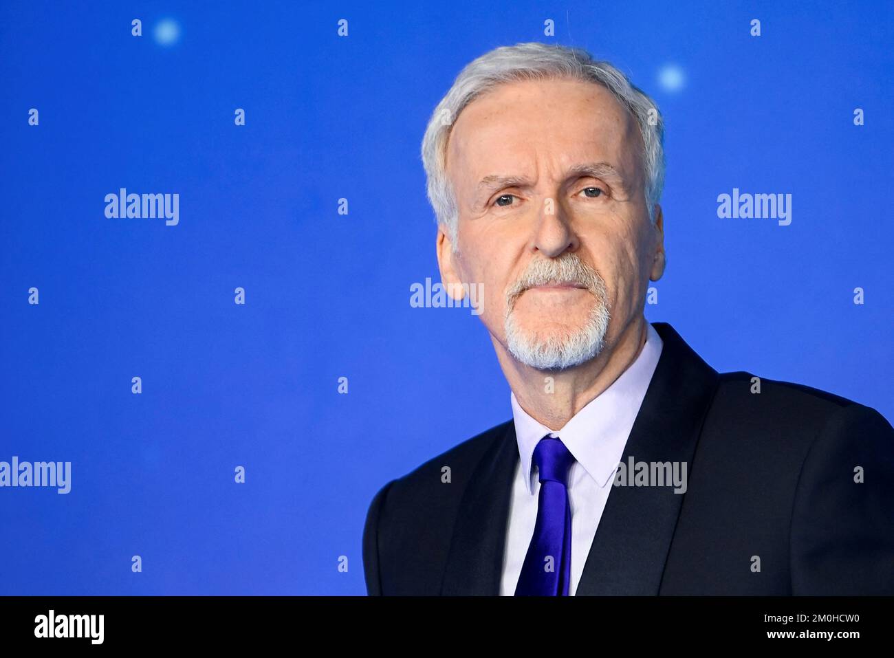 James cameron avatar way of the water hi-res stock photography and ...