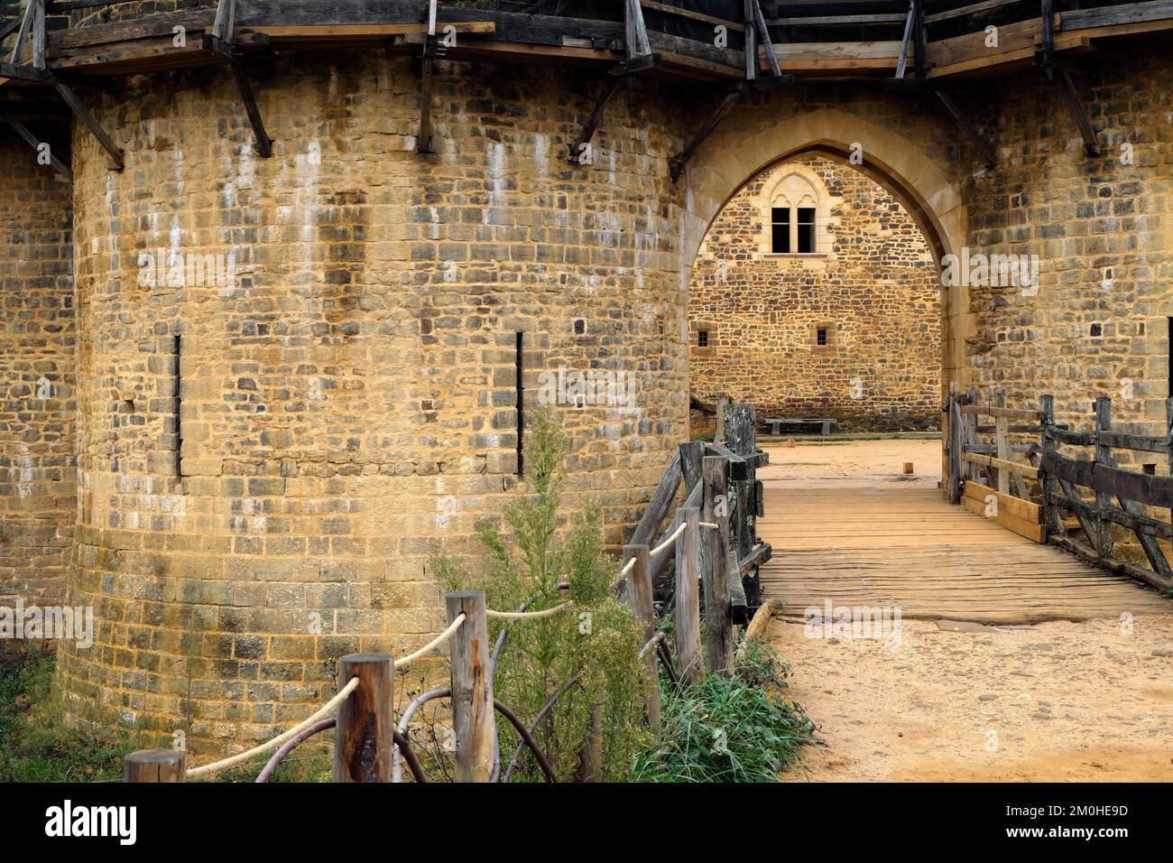 France, Yonne, Treigny, Guedelon castle, building site, portal, october ...