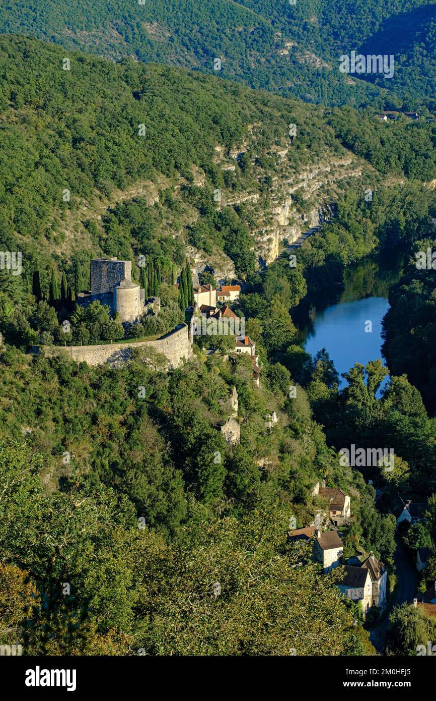 Montbrun castle france hi-res stock photography and images - Alamy