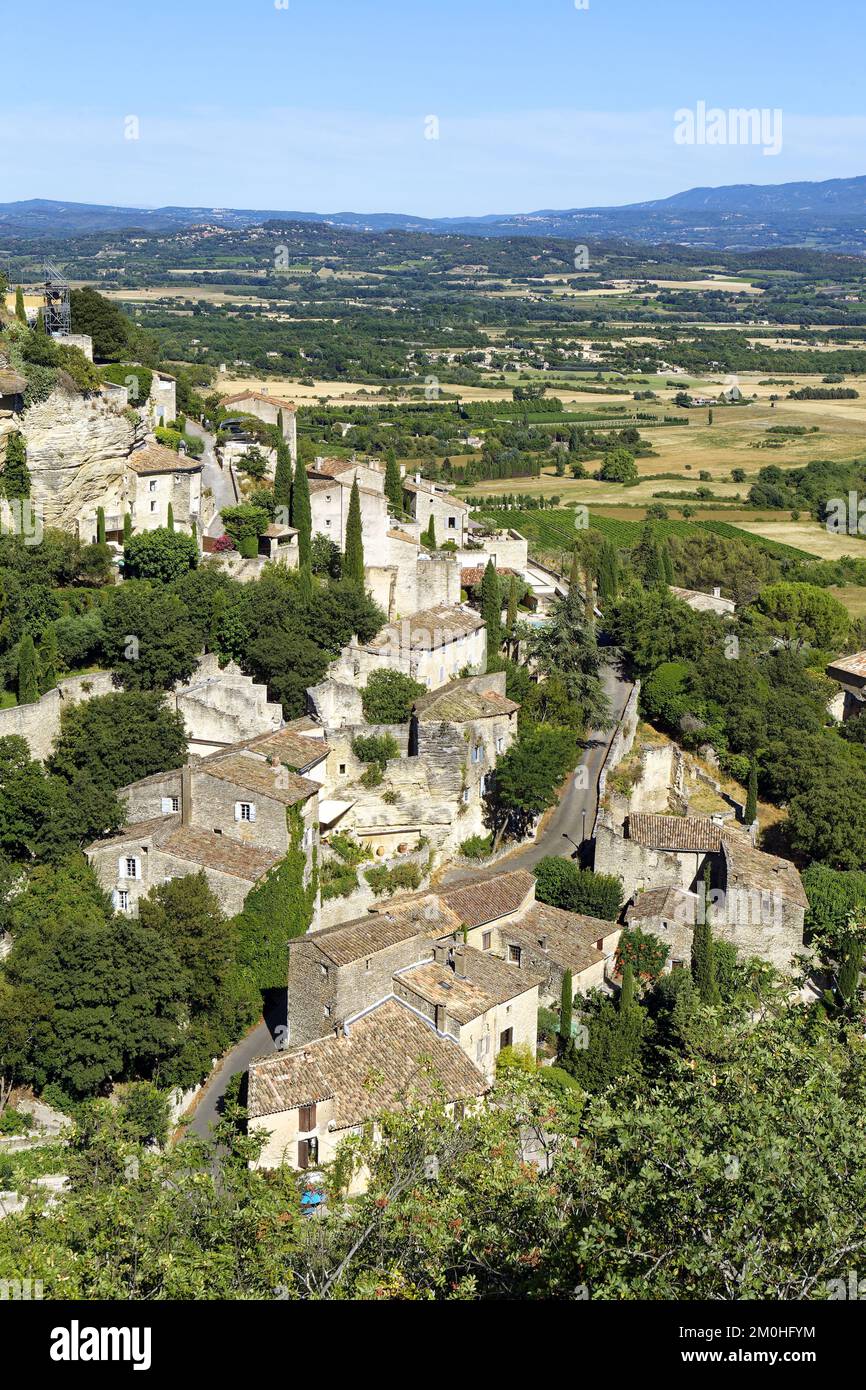 France, Vaucluse, regional natural reserve of Luberon (parc naturel ...