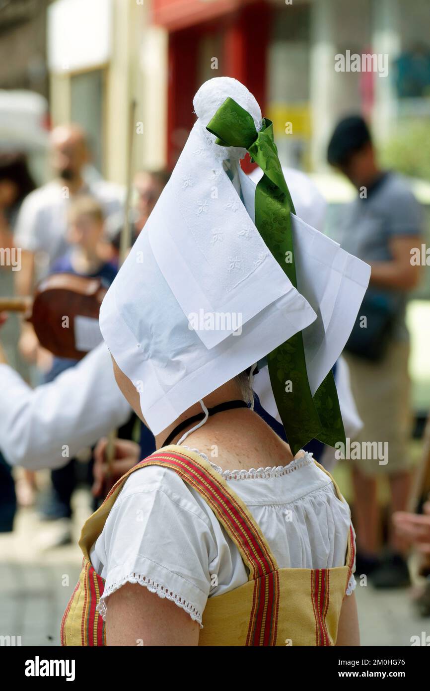 France, Orne, village of Domfront, market day with folk dance Stock ...