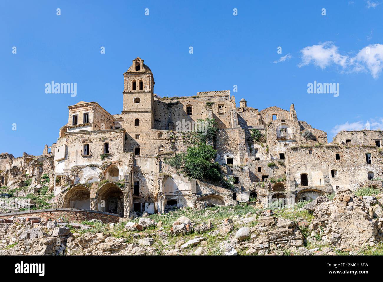 Italy, Basilicata, Craco, abandoned village ruins Stock Photo - Alamy