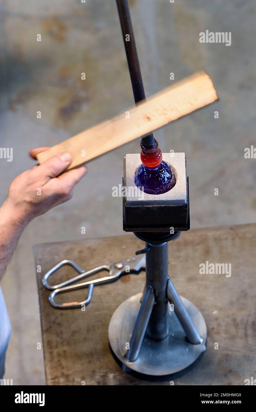 France, Moselle, Meisenthal, Centre international d'Art verrier (CIAV ...