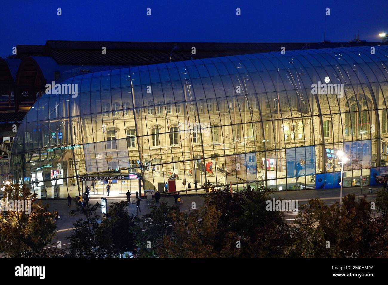 France, Bas Rhin, Strasbourg, the main train station and its glass roof ...