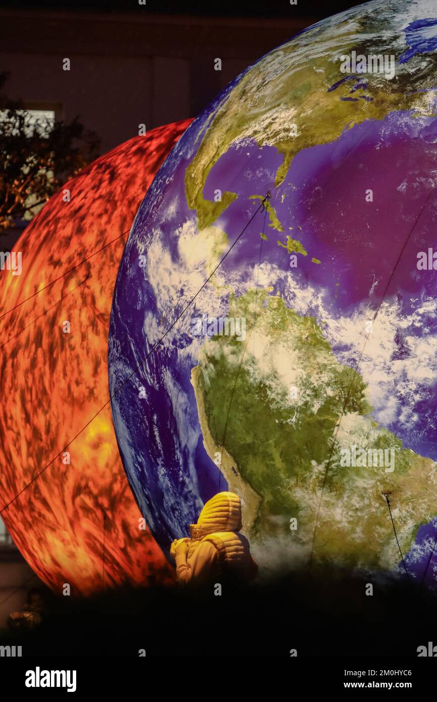 Exhibition of inflatable models of the Earth and the Sun from the Brno ...