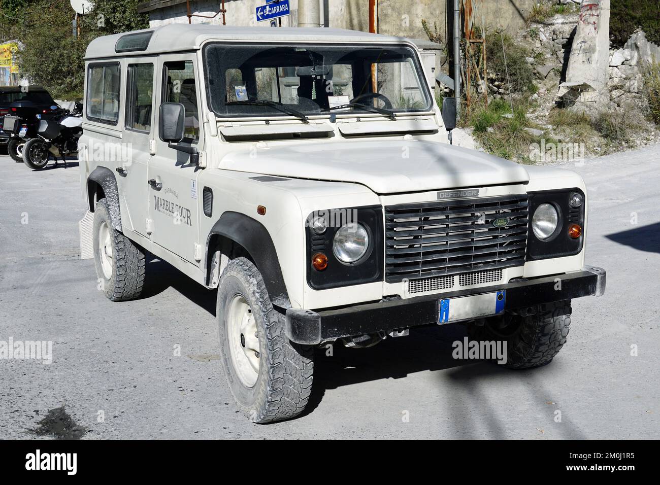 Land Rover Defender off-road vehicle, Marble quarry, Carrara, Tuscany ...