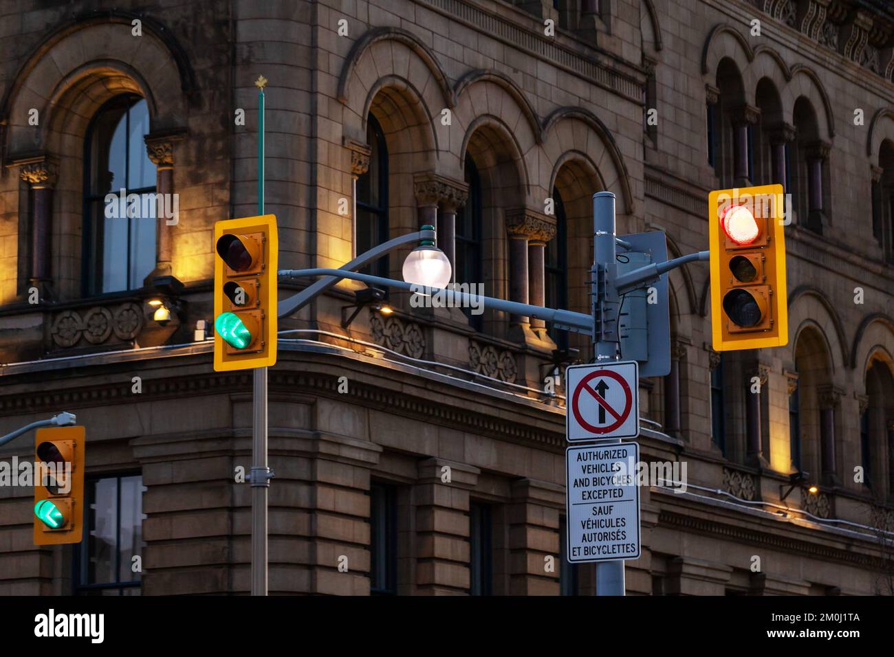 Privy council canada hi-res stock photography and images - Alamy