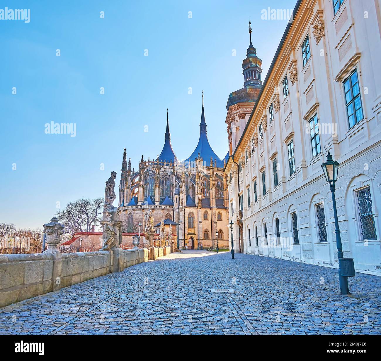 Barborska pedestrian street with wall of Central Bohemian Gallery ...