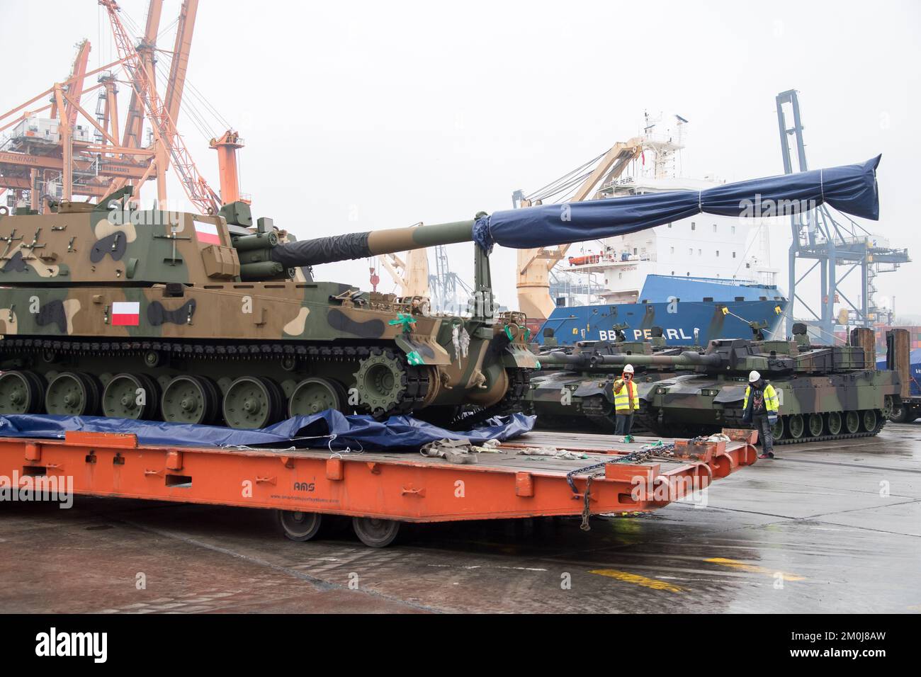 K9pl self propelled howitzer hi-res stock photography and images - Alamy