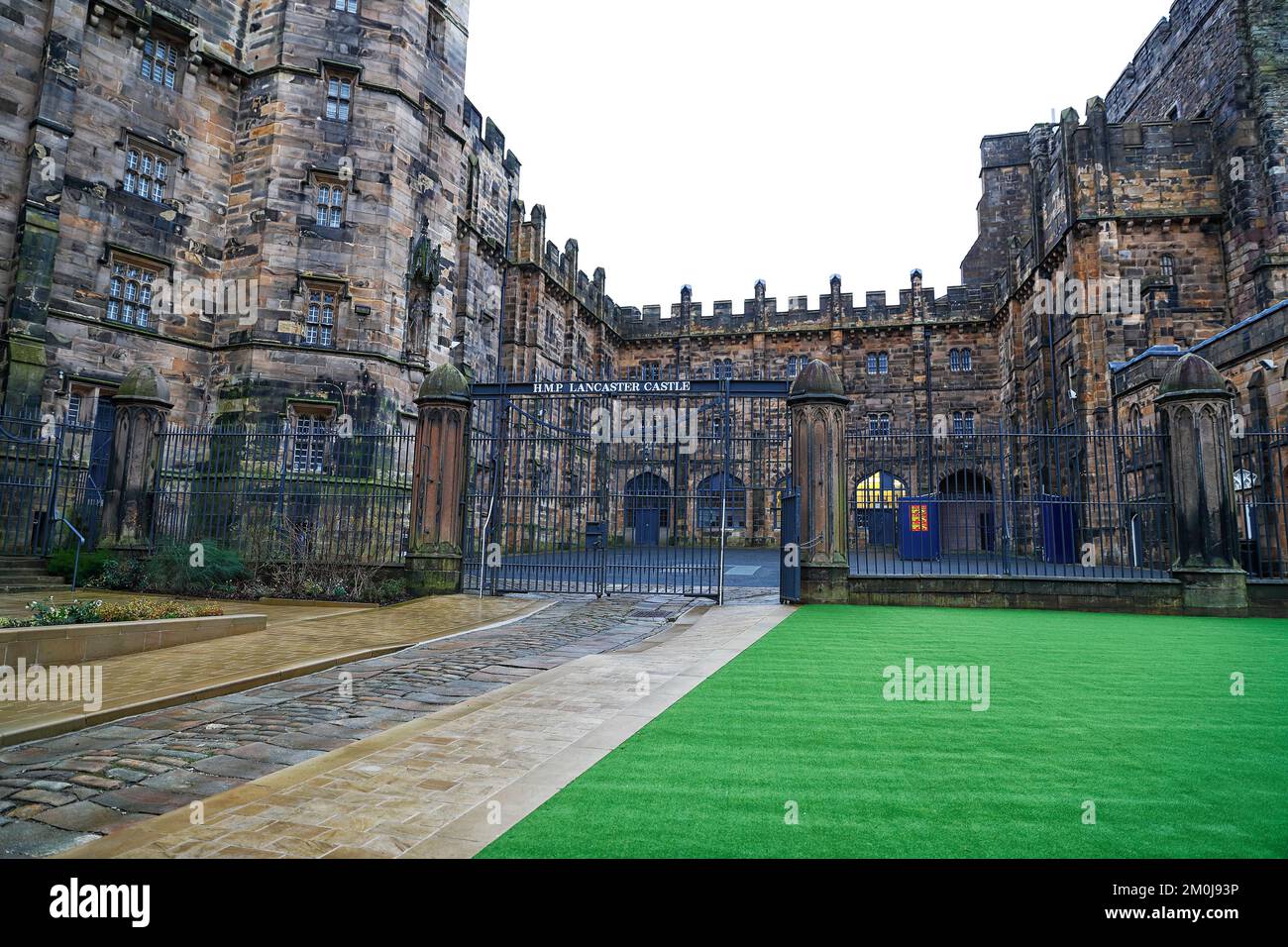 HMP Lancaster Castle in the City of Lancaster on a grey wet day Stock ...