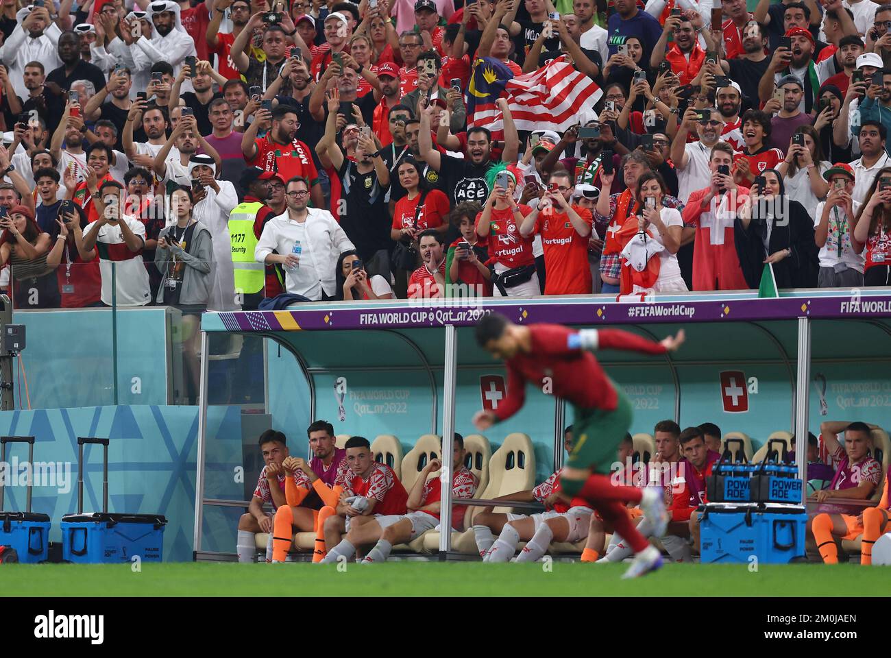 Qatar football crowd hi-res stock photography and images - Alamy