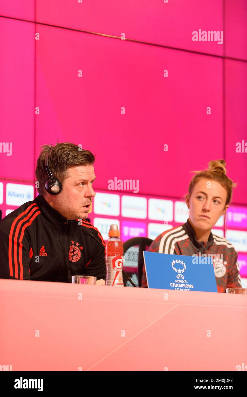 December 6, 2022: Head coach Alexander Straus (FC Bayern Munich) and ...