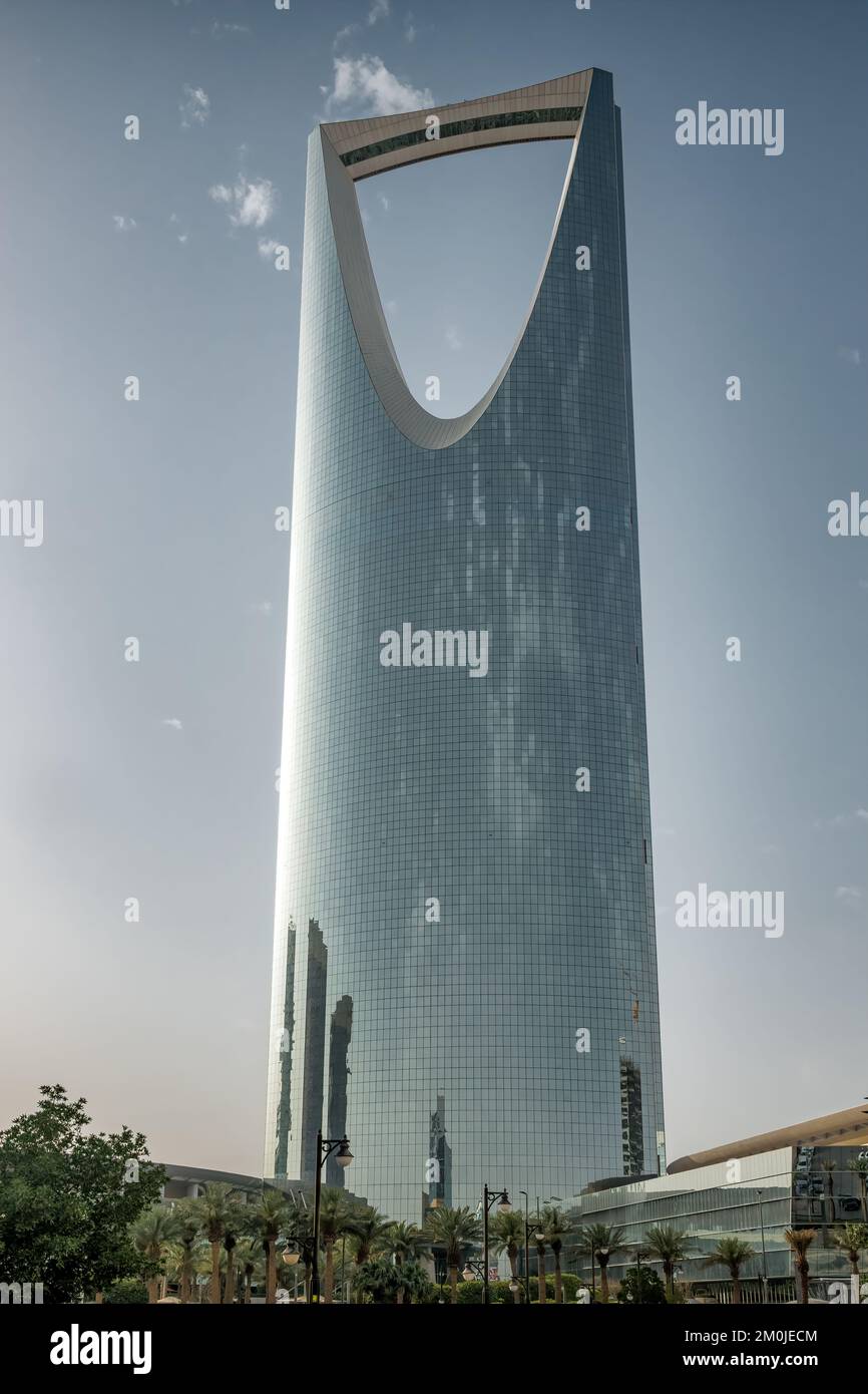 Kingdom Centre skyscraper in Riyadh Saudi Arabia. It houses a shopping ...