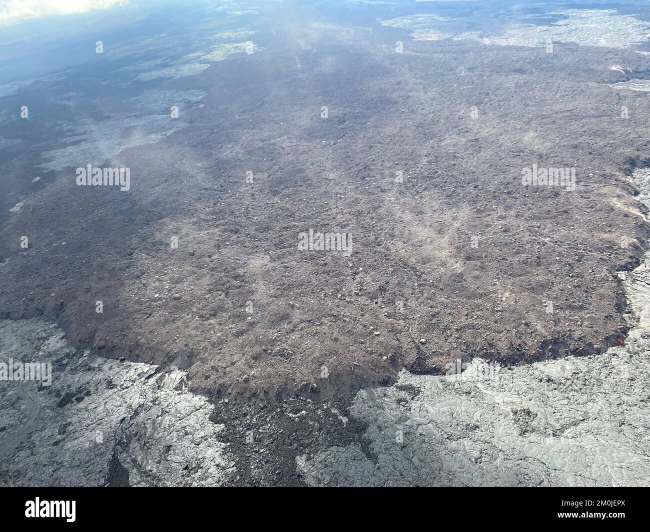 Mauna Loa, Hawaii, USA. 4th Dec, 2022. Aerial photograph of the fissure 3 lava flow front ...