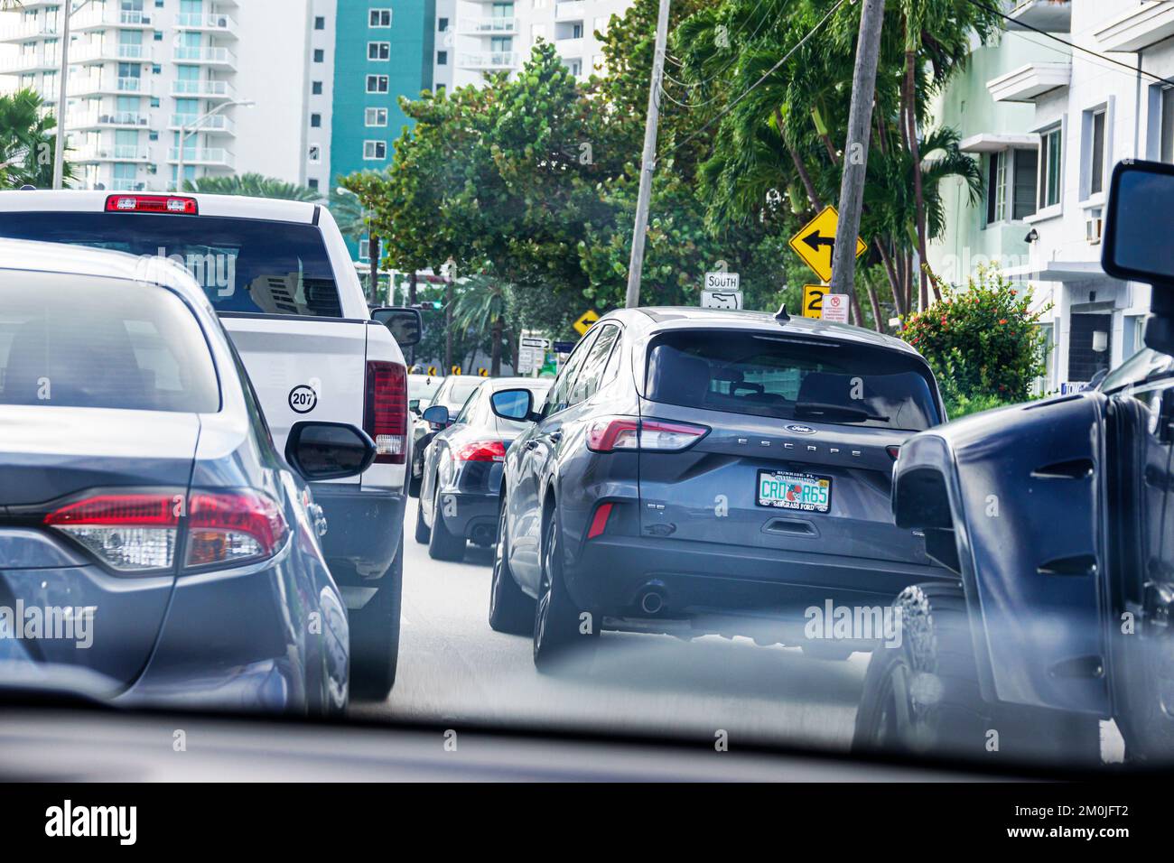 Rush hour traffic view through windshield hi-res stock photography and ...