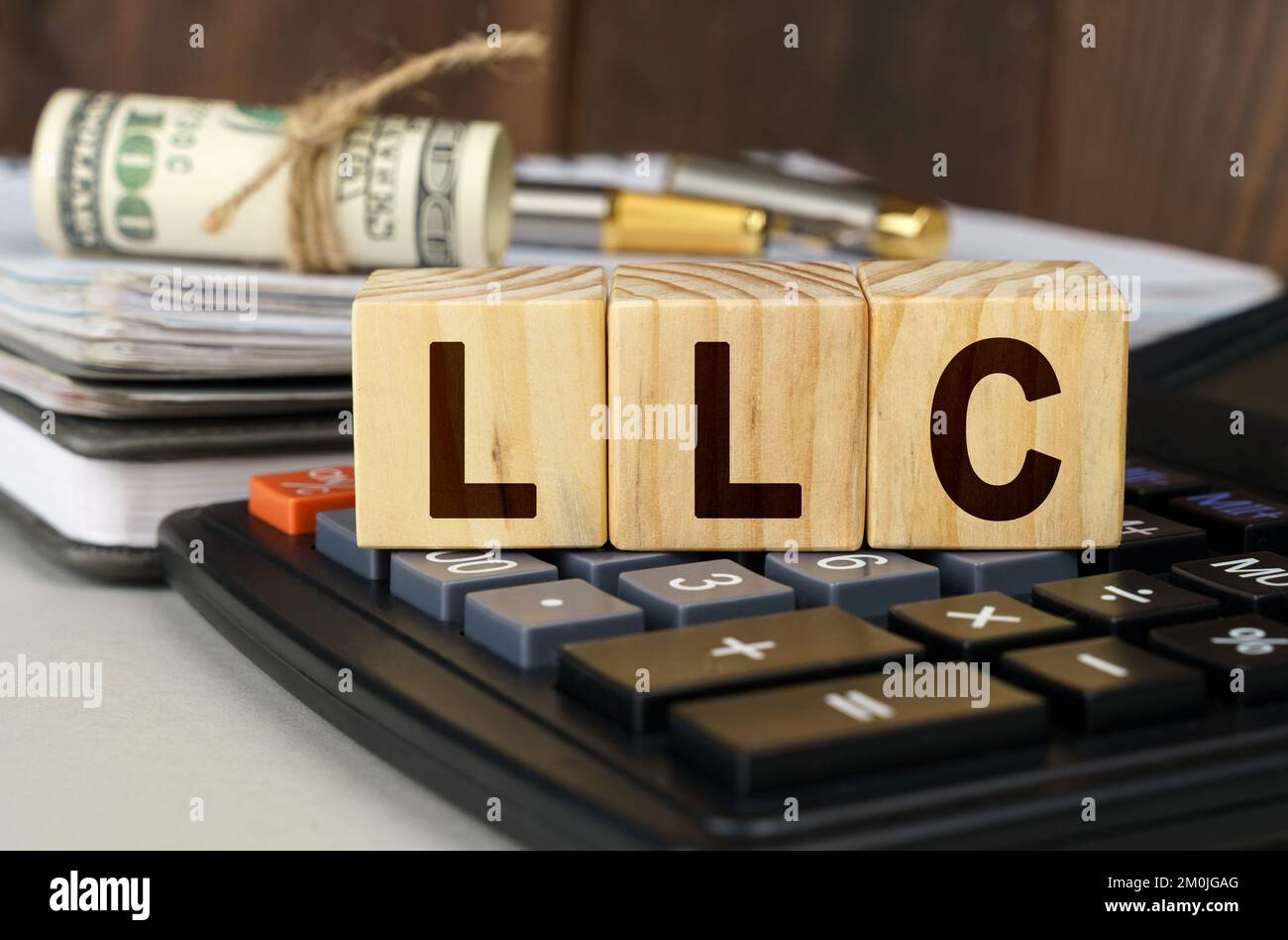 Business model explanation hi-res stock photography and images - Alamy