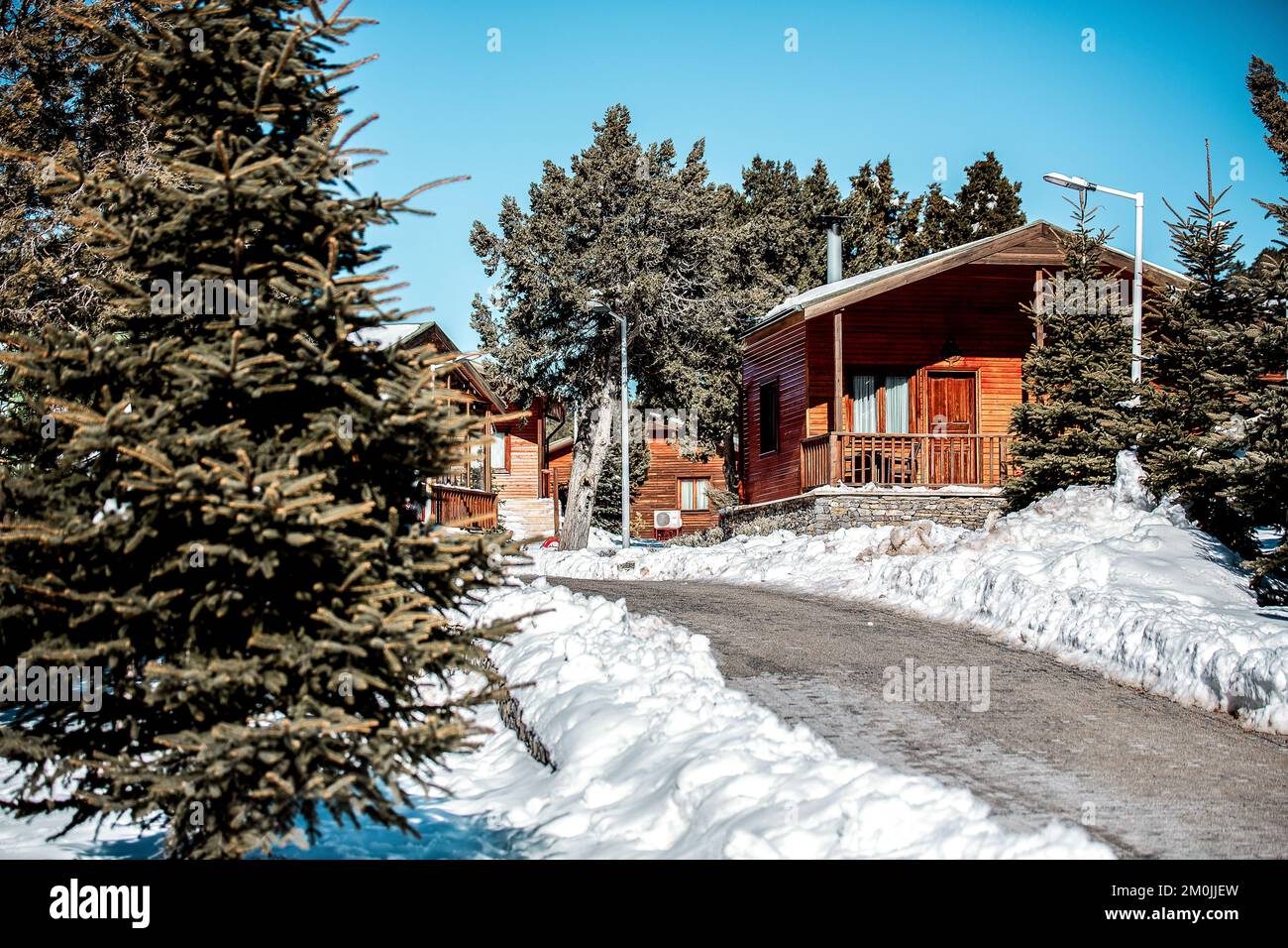 Chalet in winter switzerland christmas hi-res stock photography and ...