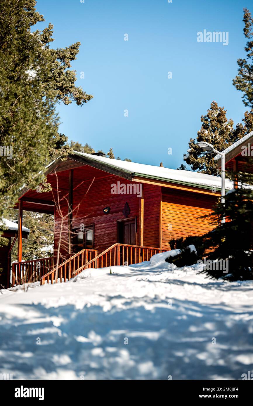 Chalet in winter switzerland christmas hi-res stock photography and ...