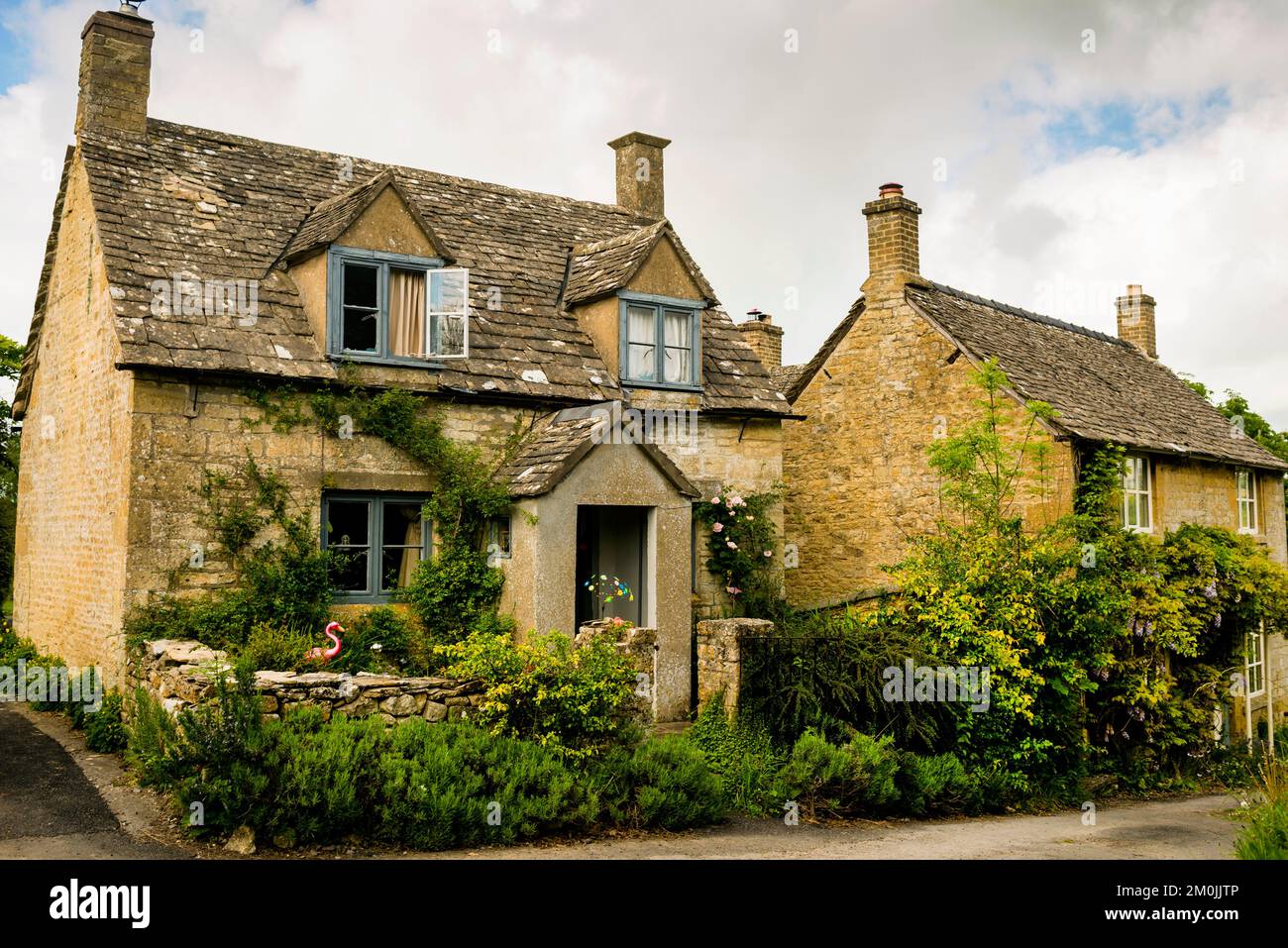 Guiting Power in the Cotswolds stone houses with lovely details of ...