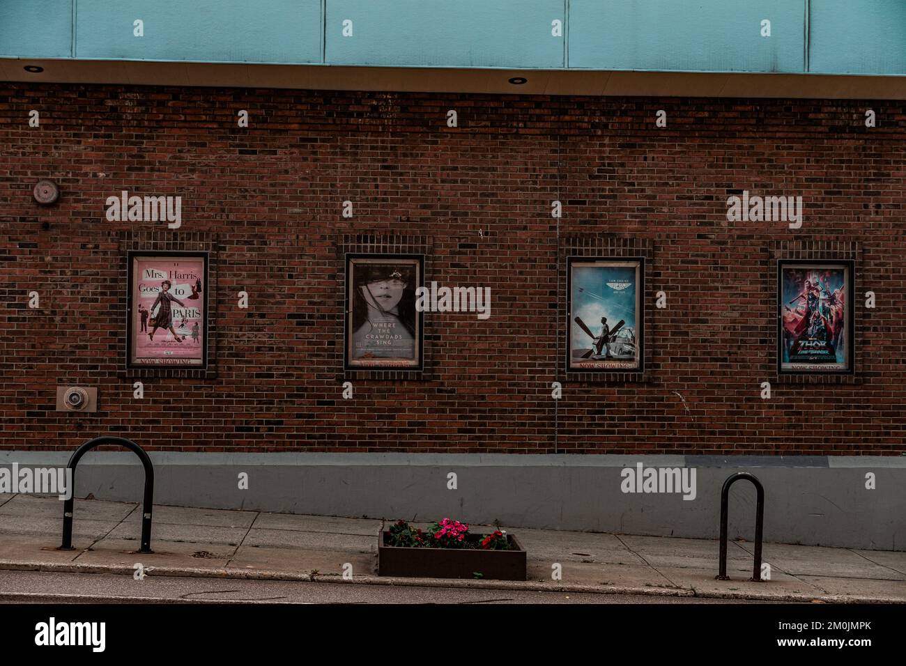 Movie theater poster hi-res stock photography and images - Alamy