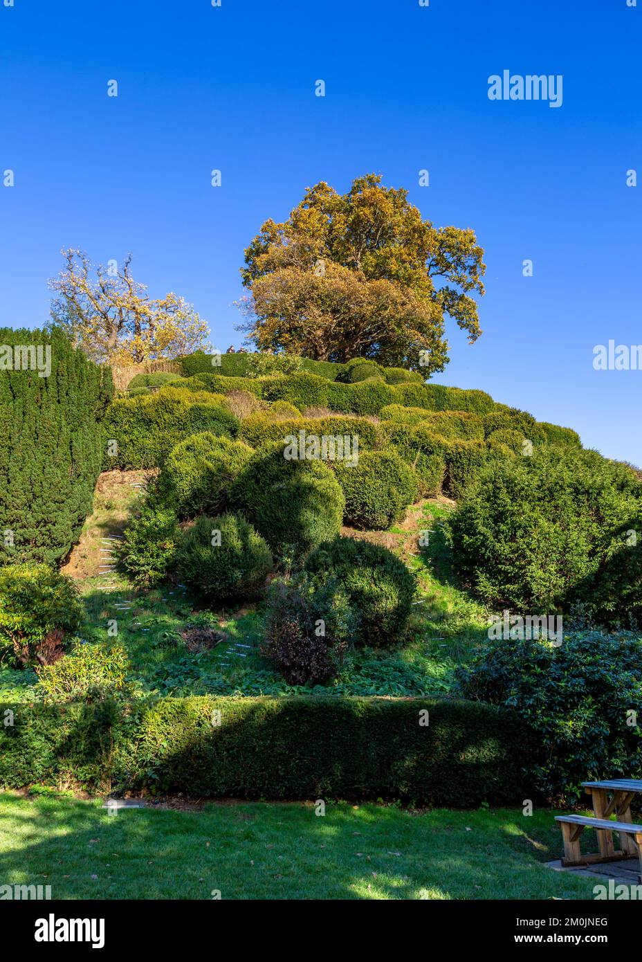 Landscaped views of Warwick Castle grounds in Warwickshire, England ...