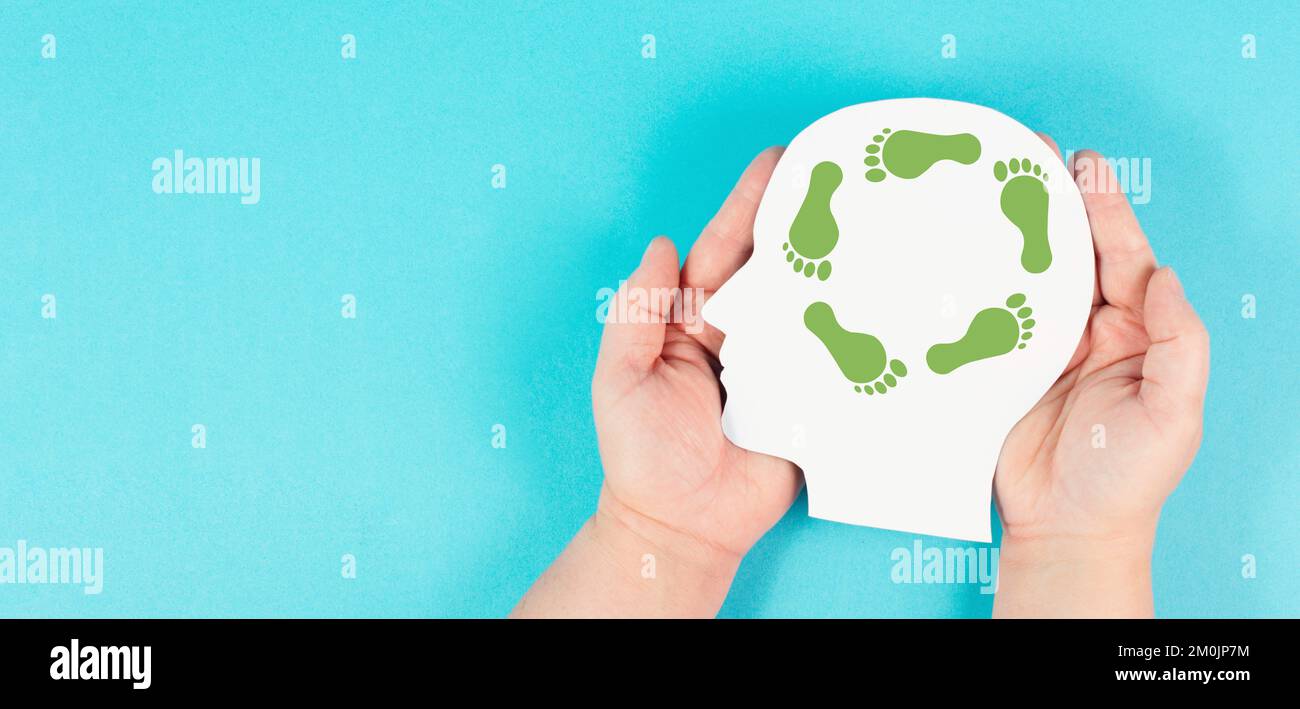 Human head with green co2 footprint, carbon emission, eco friendly ...