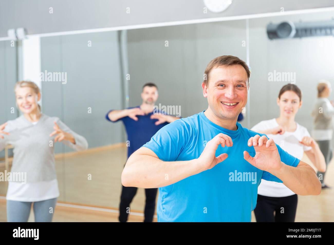 People doing dance move hi-res stock photography and images - Alamy