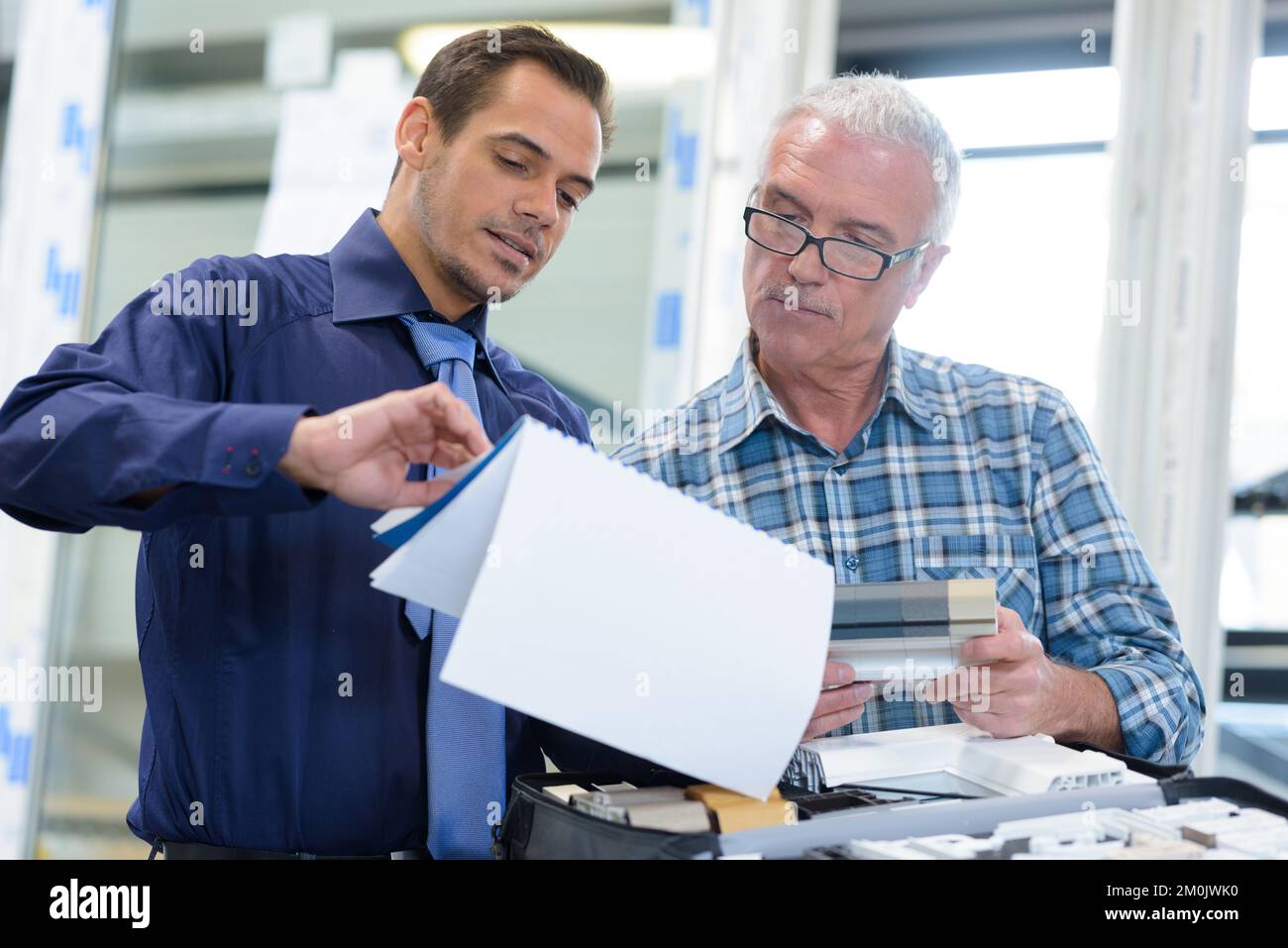 Job dossier hi-res stock photography and images - Alamy