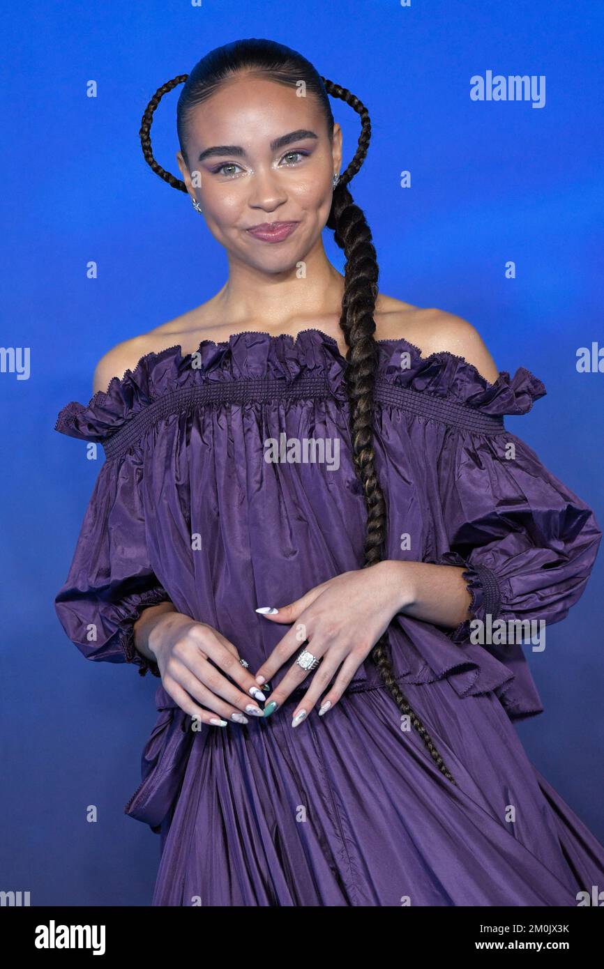 Bailey Bass attending the Avatar: The Way Of Water World Premiere in ...