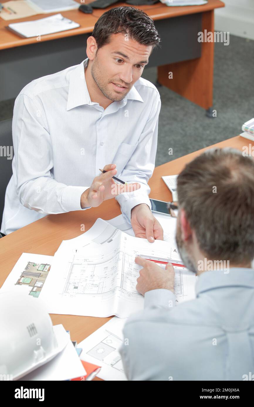 Architect in important meeting hi-res stock photography and images - Alamy