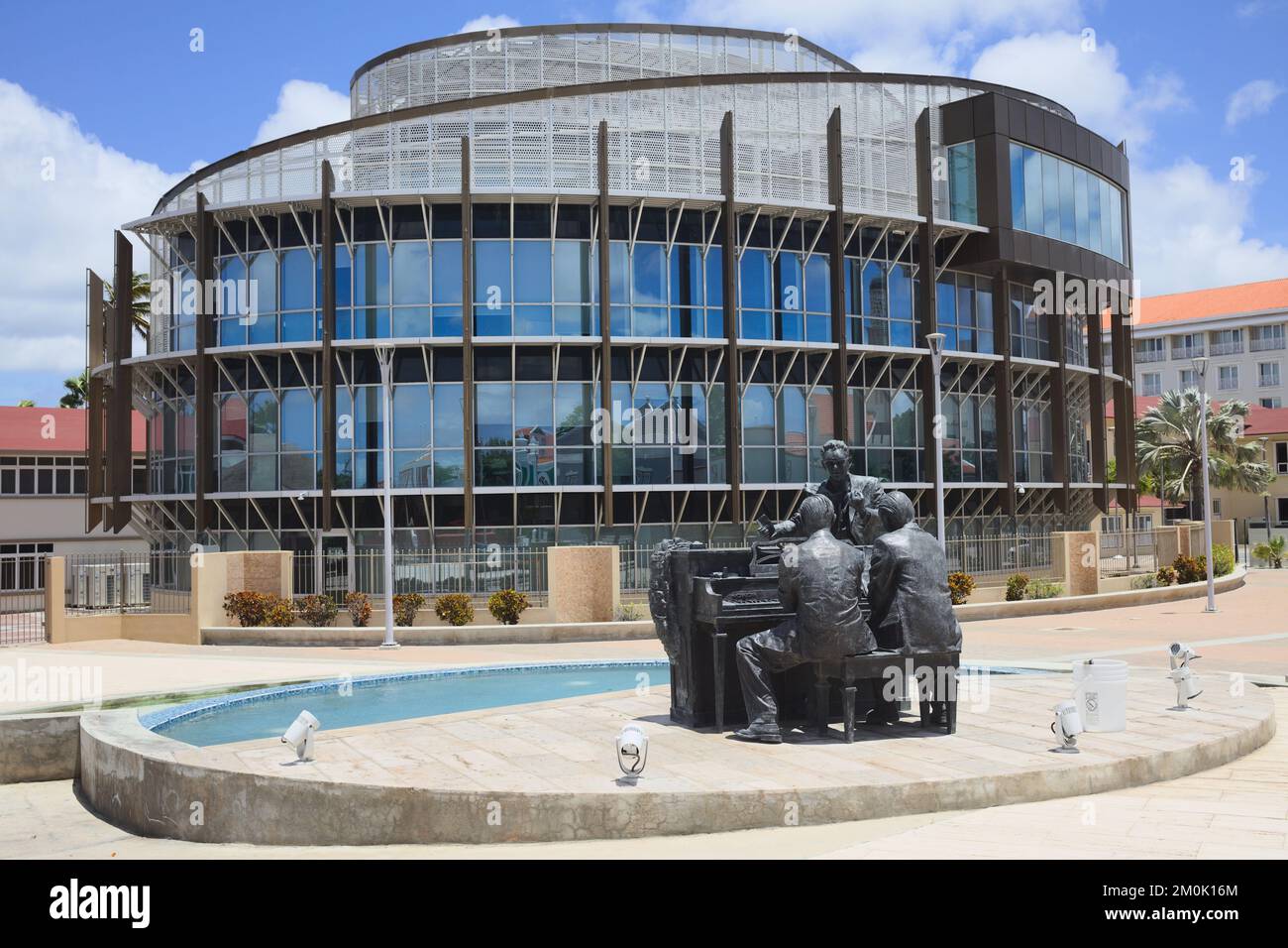 ORANJESTAD, ARUBA - JULY 17, 2022: Plaza Padu with sculpture and ...