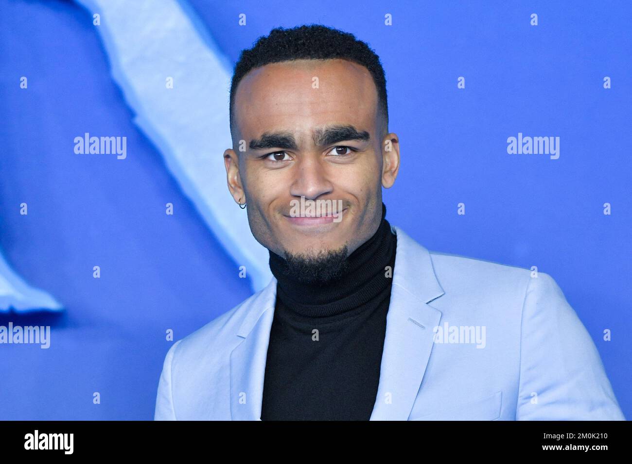 Munya Chawawa attending the Avatar: The Way Of Water World Premiere in ...