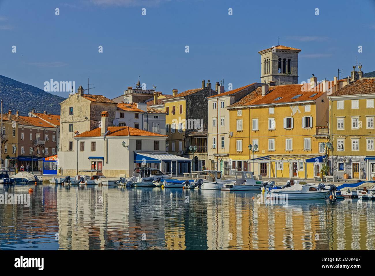 Cres old town port Croatia Stock Photo - Alamy