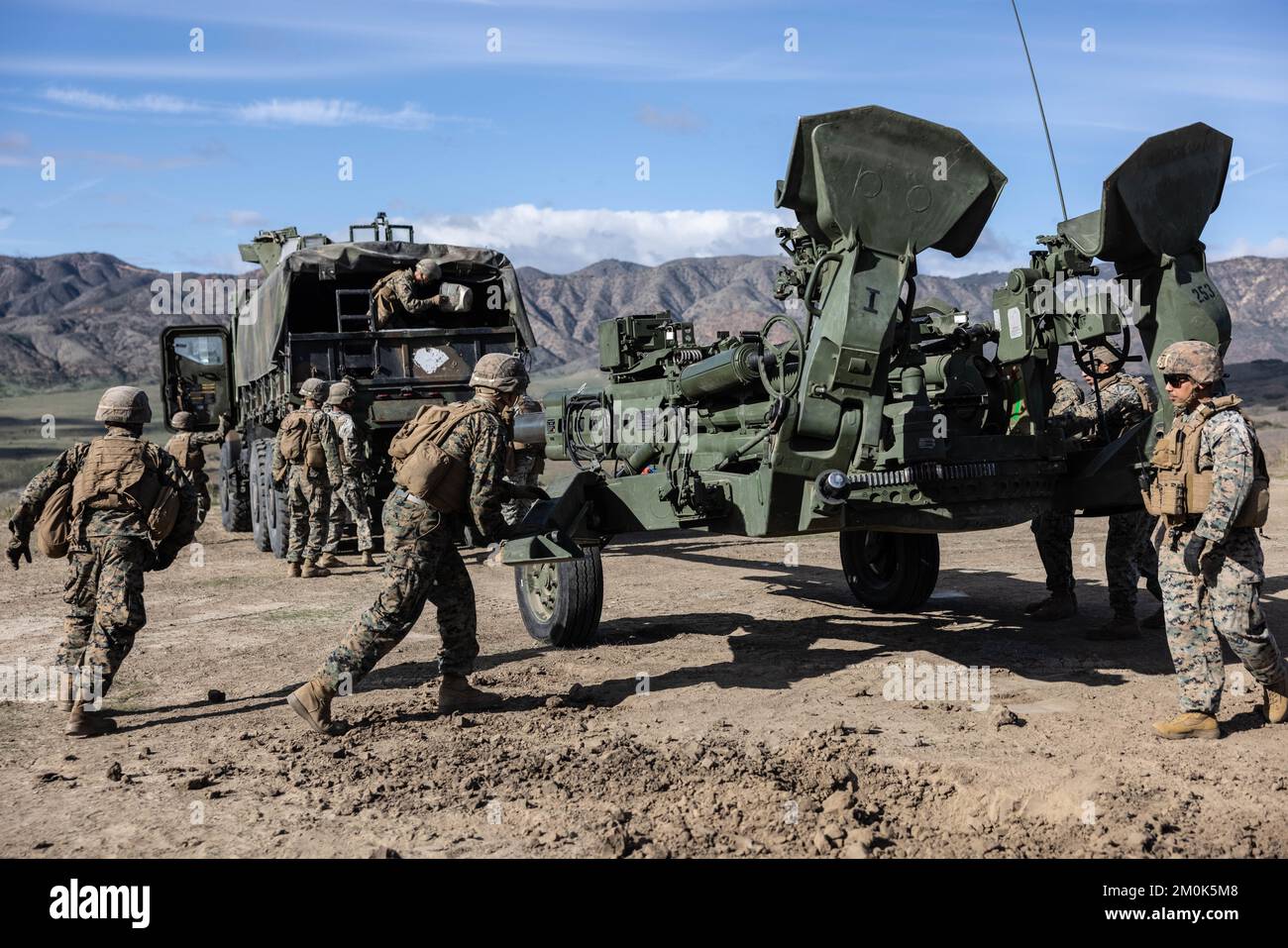 U.S. Marines with India Battery, 1st Battalion, 11th Marine Regiment ...