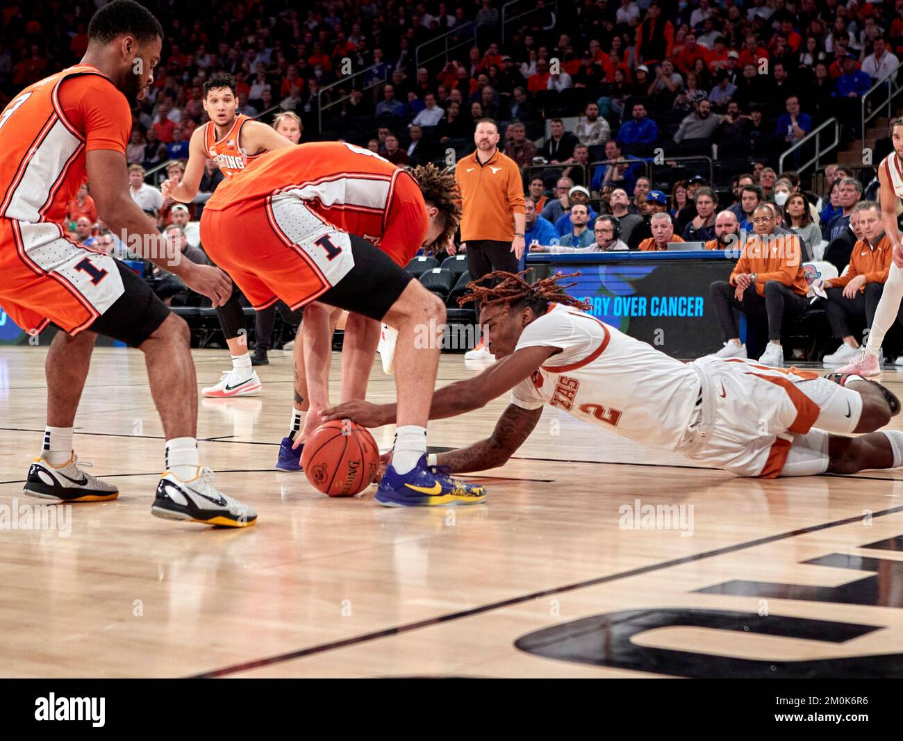 New York City, US, Dec 6, 2022. Texas Longhorns guard Arterio Morris (2 ...