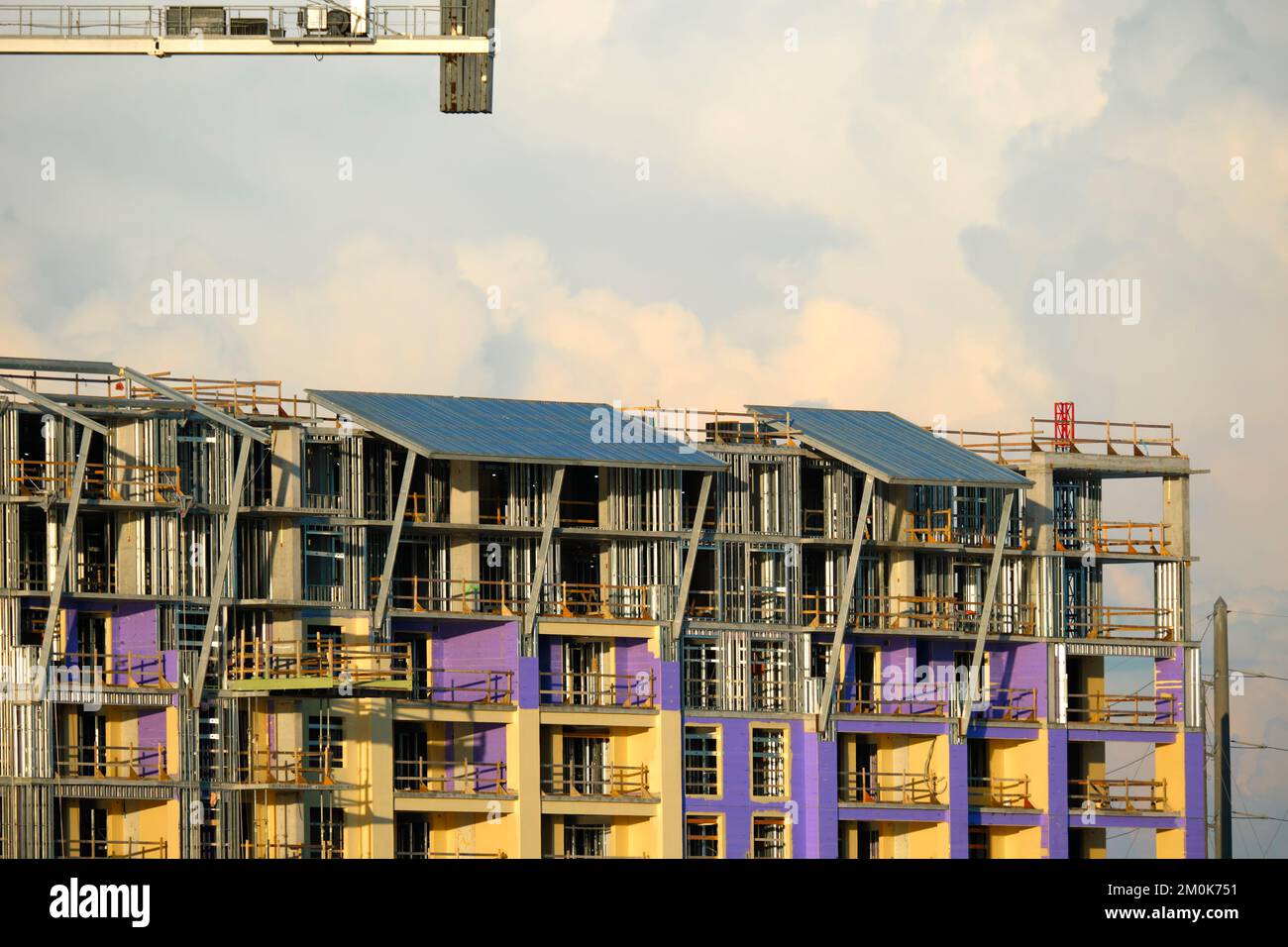 Tower cranes and frame structure of high residential apartment ...