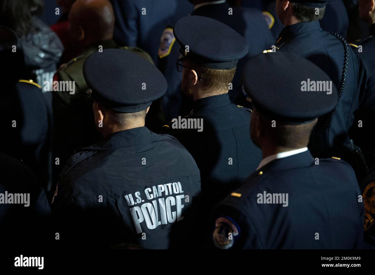 Members of the United States Capitol Police participate in the ceremony ...