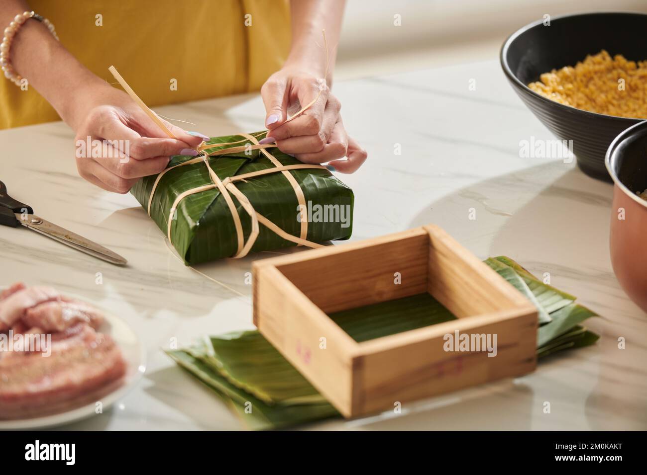 Cooking tet cake hi-res stock photography and images - Alamy