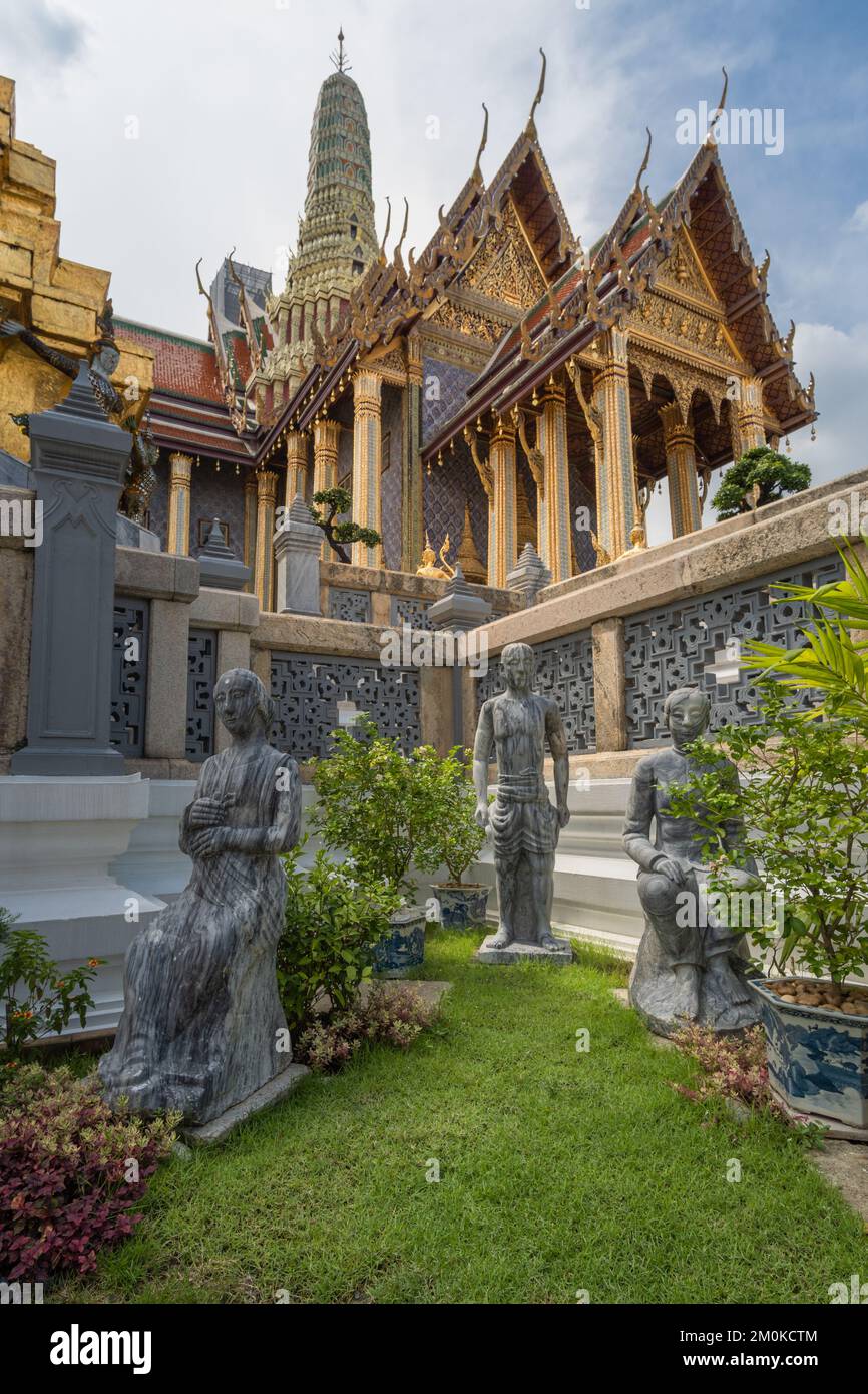 A vertical shot of stone statues at the garden of the Big Temple Wat ...