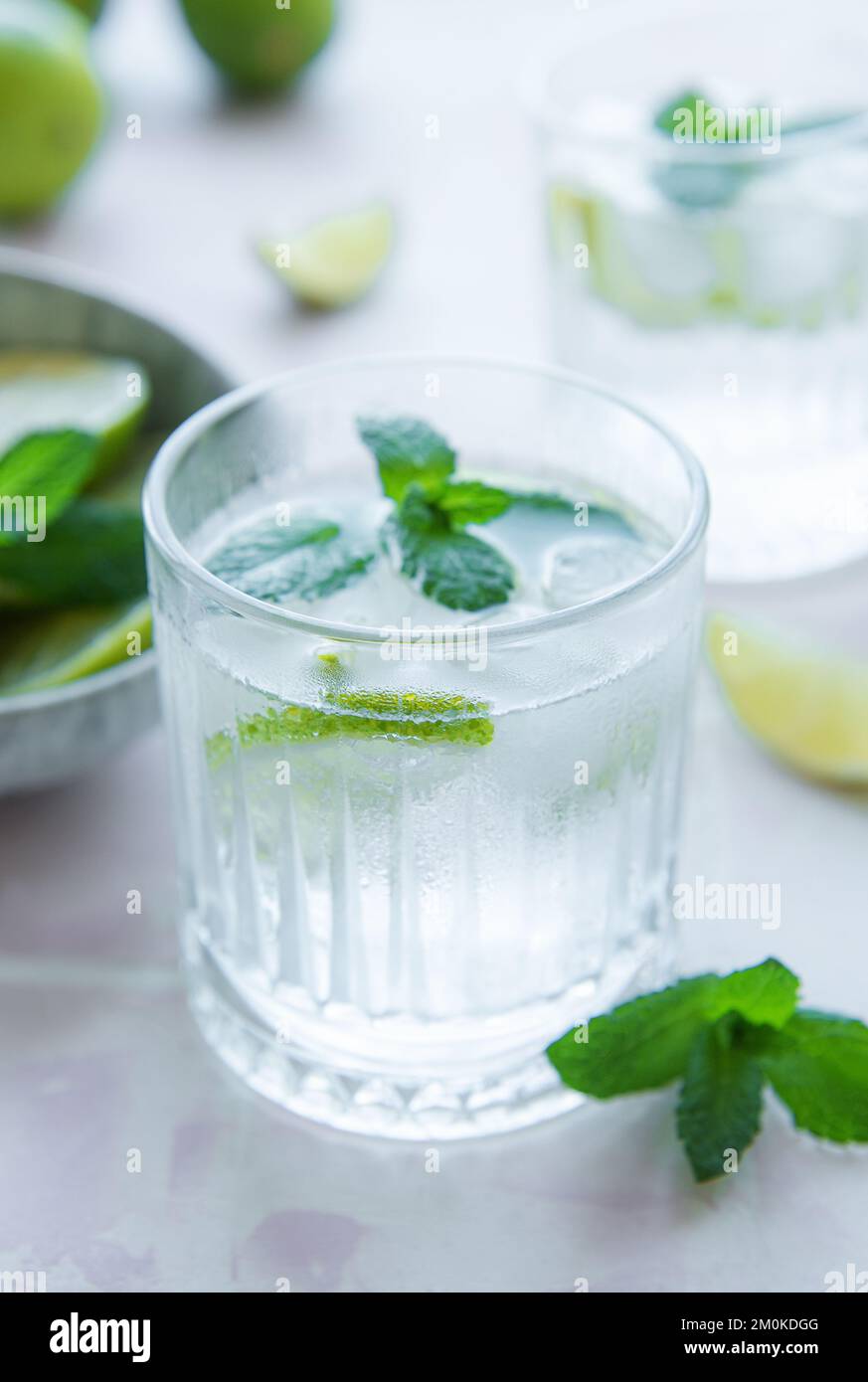 Preparation lemonade in ice glass hi-res stock photography and images ...