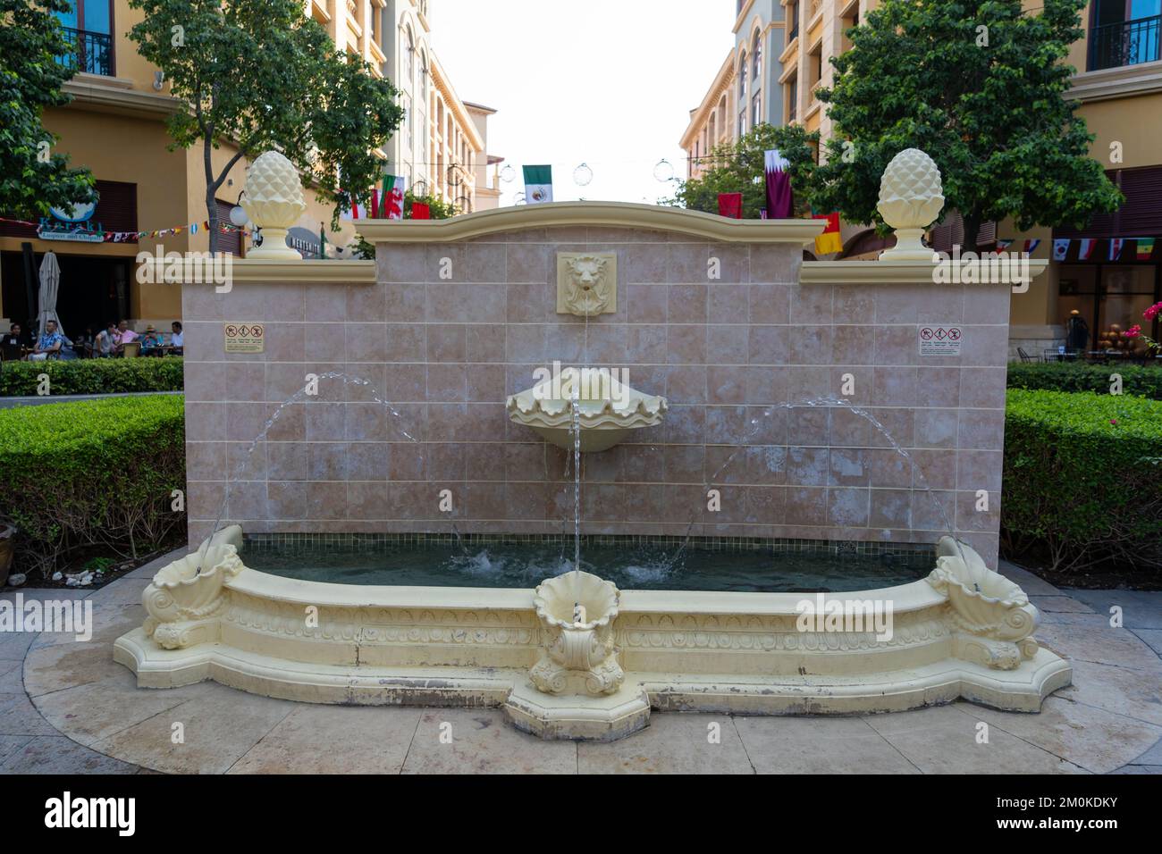 Medina Centrale in The Pearl District Doha, Qatar Stock Photo - Alamy