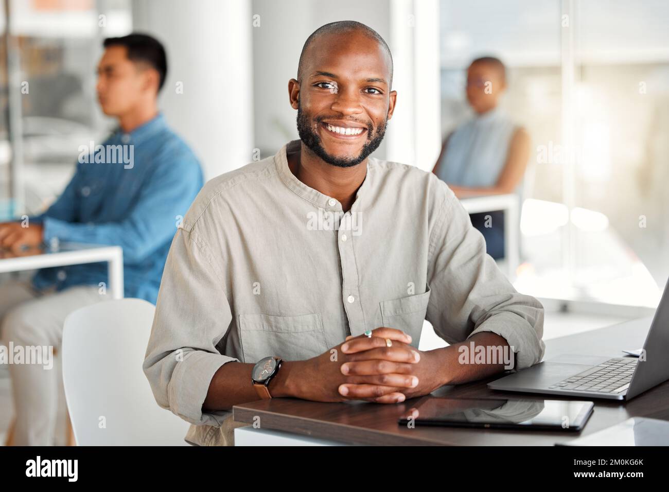 Happy african office male worker hi-res stock photography and images ...