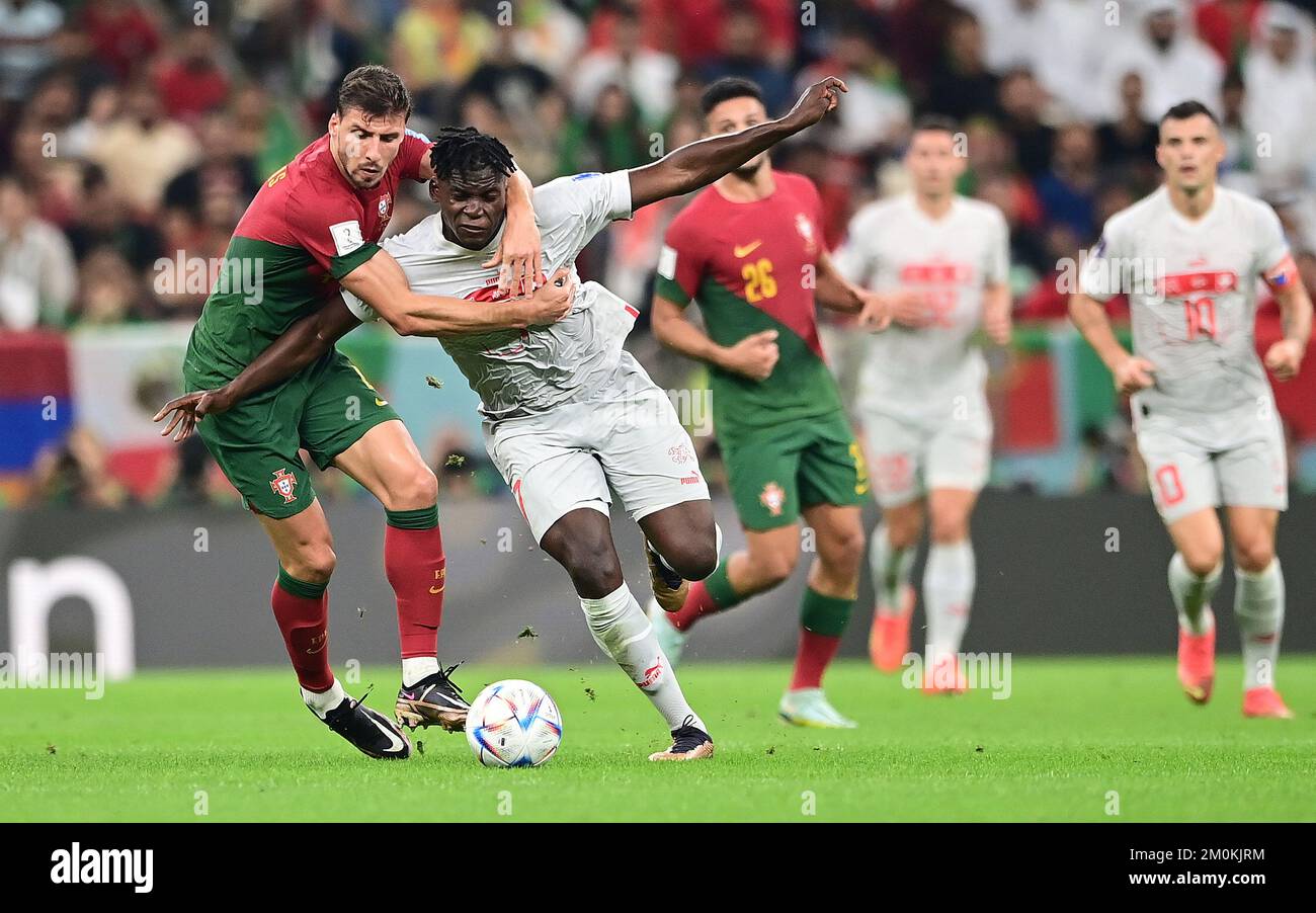 v.l. Ruben Dias, Breel Embolo (Schweiz)Lusail, 06.12.2022, FIFA ...