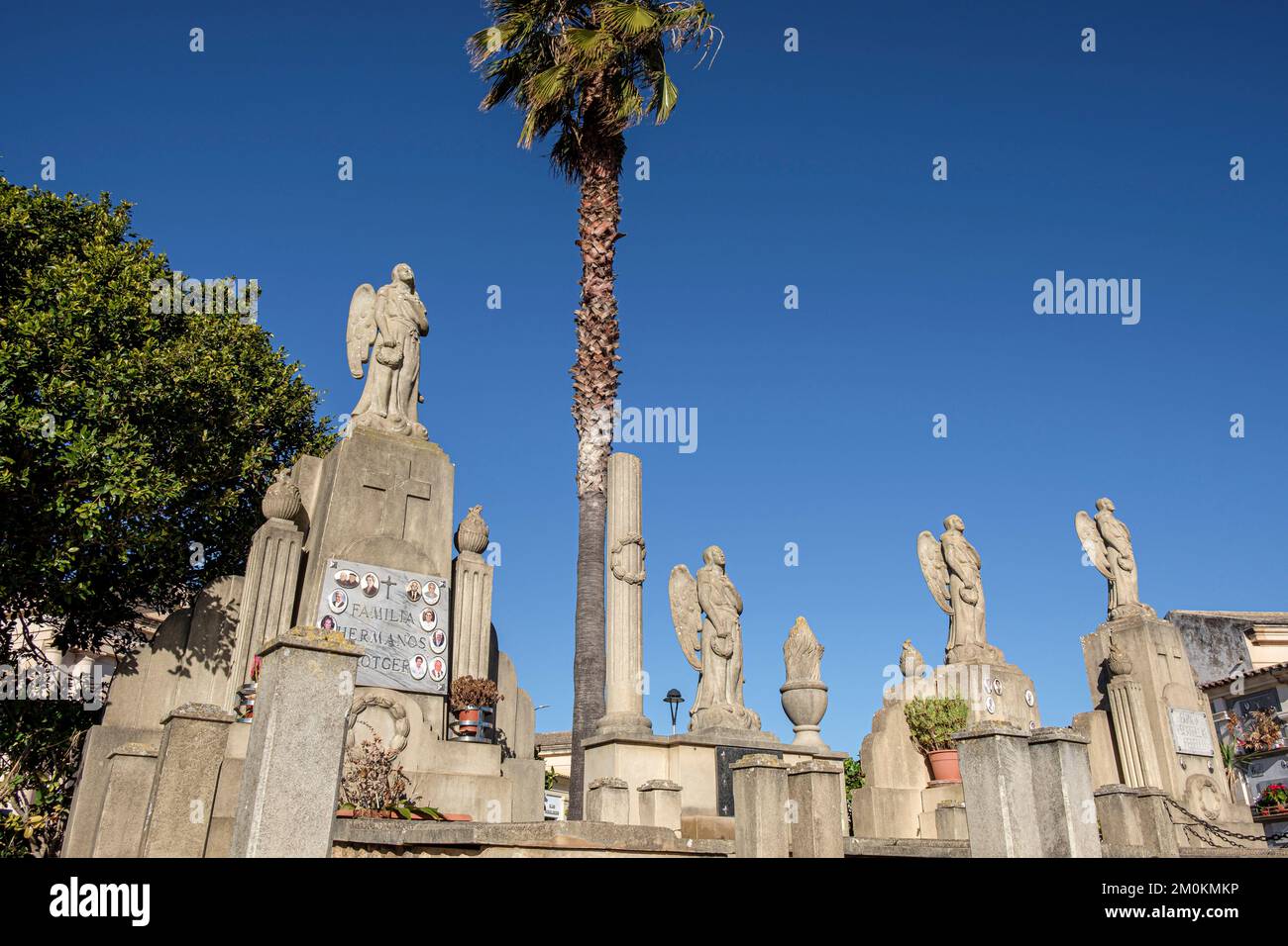 sculpted angels, Inca municipal cemetery, established in 1820, Majorca ...