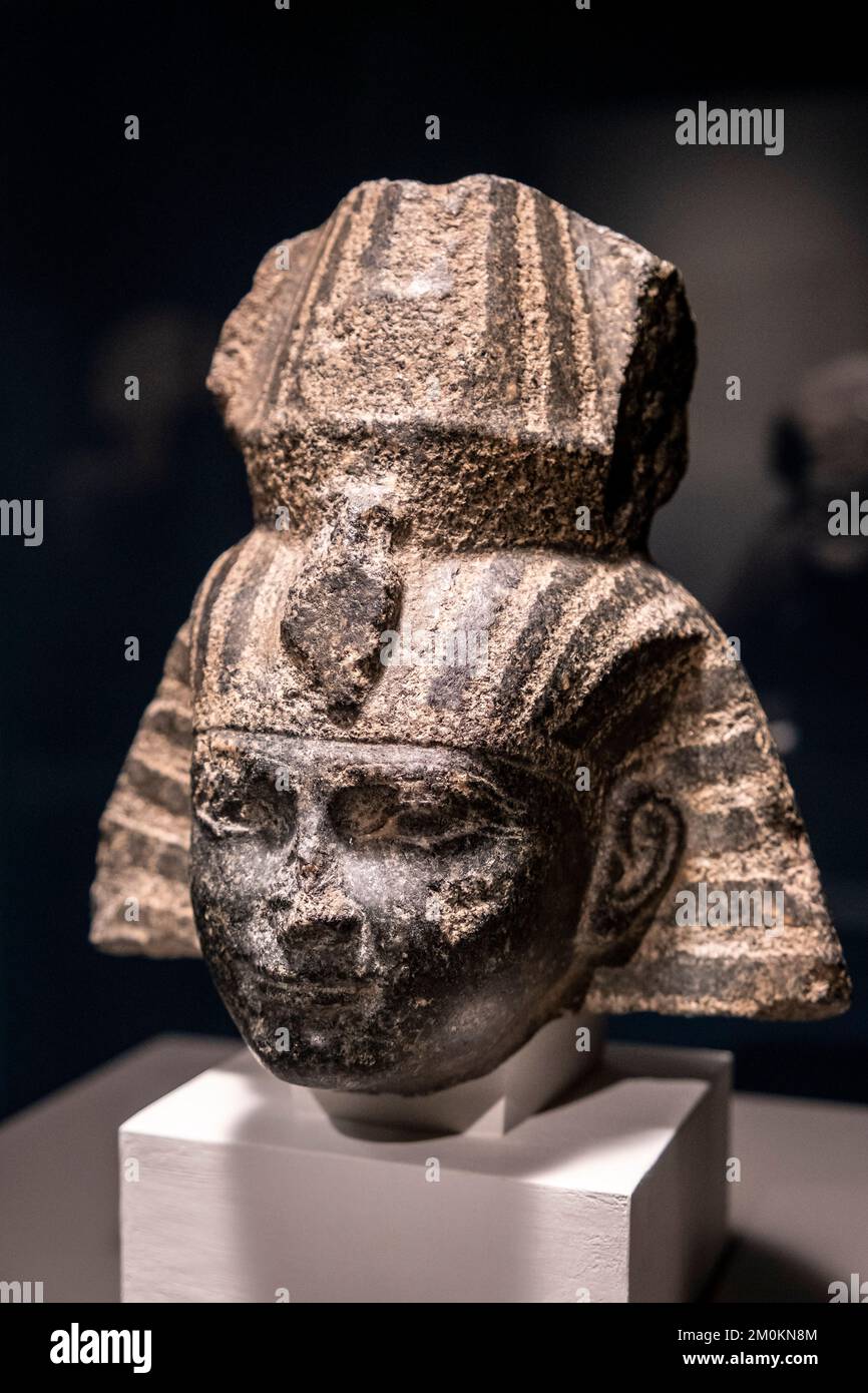 probably head of pharaoh Shabaka, granite, 25th dynasty, 716-702 BC ...