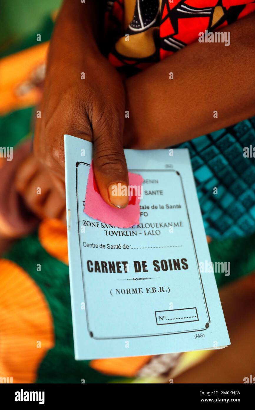 Child health record booklet Stock Photo - Alamy